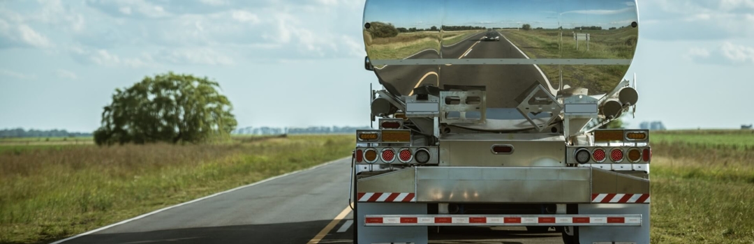 Flashing Amber Lights on Tractor-Trailers | Truck Accident Attorneys