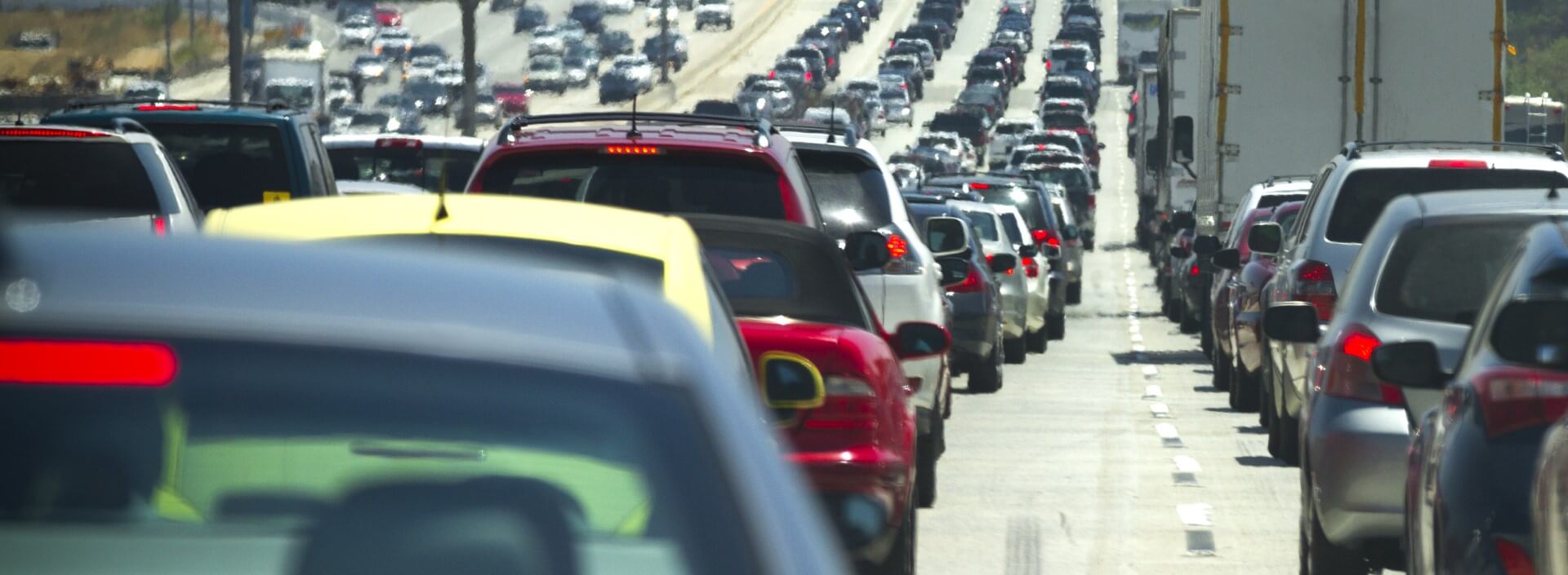 6 Bad Driving Decisions That Are Good Driving Reminders